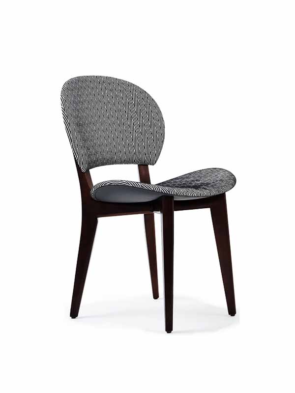 CURVE CHAIR - A Squared Design Studio